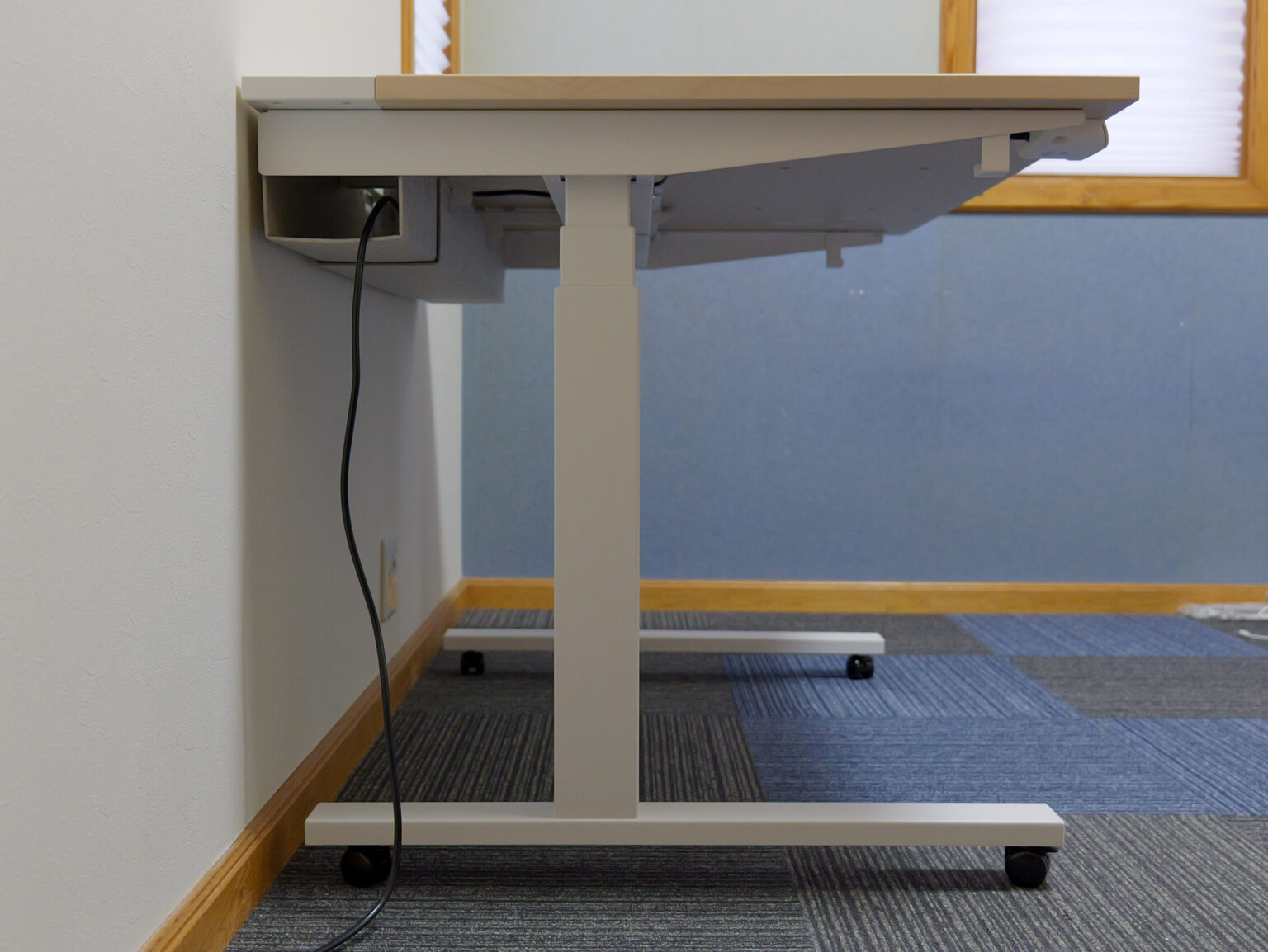 【レビュー】IKEA MITTZON電動昇降デスクを1ヶ月使った感想｜メリット・デメリット | Textboard