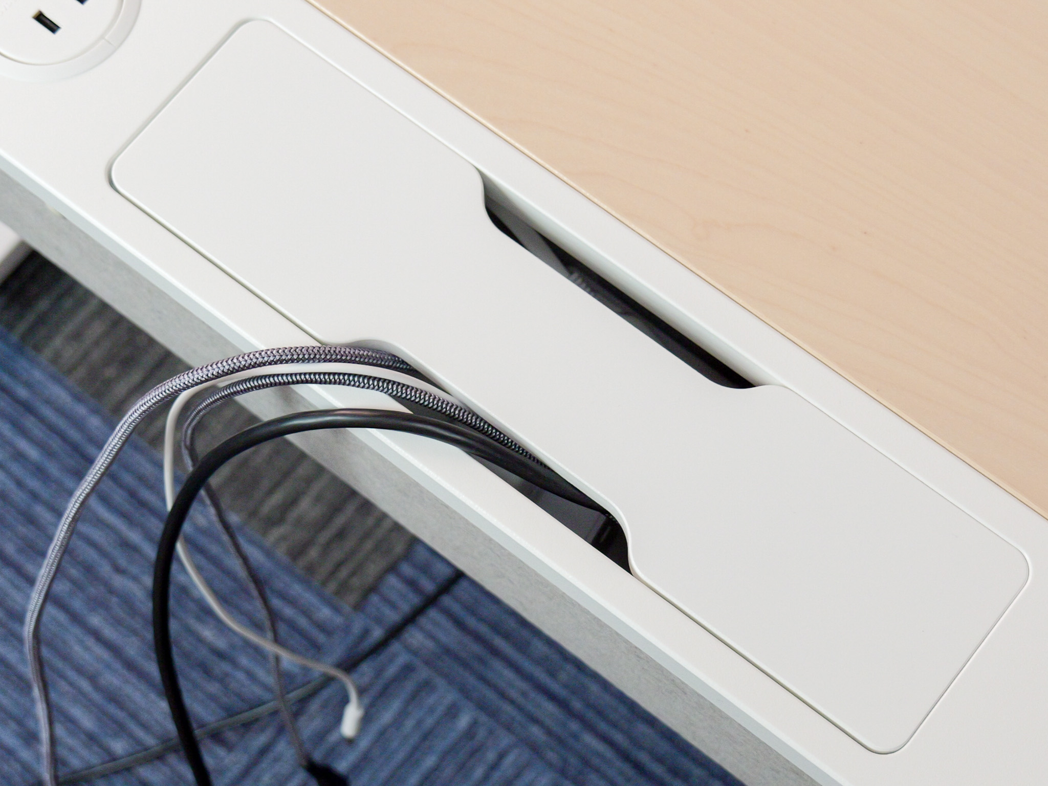 【レビュー】IKEA MITTZON電動昇降デスクを1ヶ月使った感想｜メリット・デメリット | Textboard